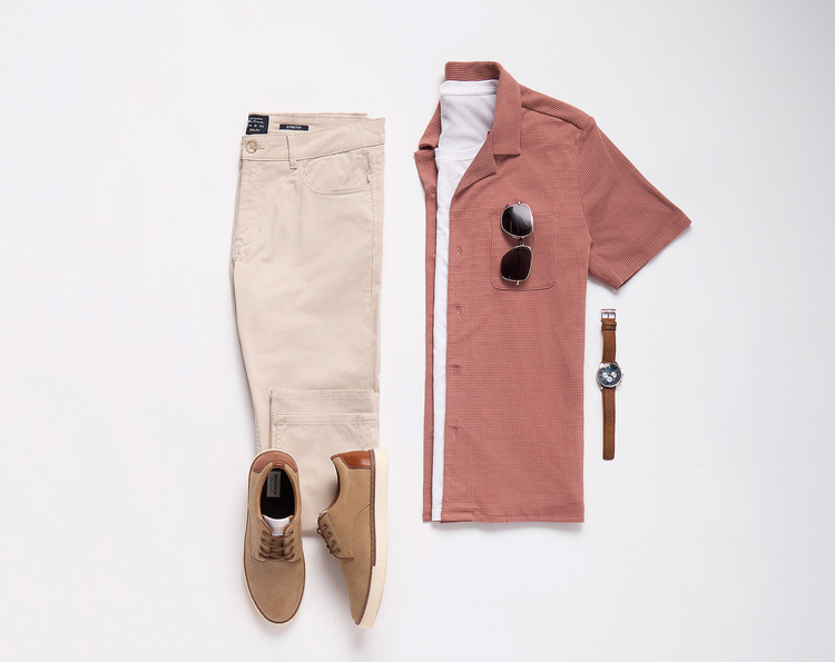 Men's clothing boxes personalized by expert stylists | Stately